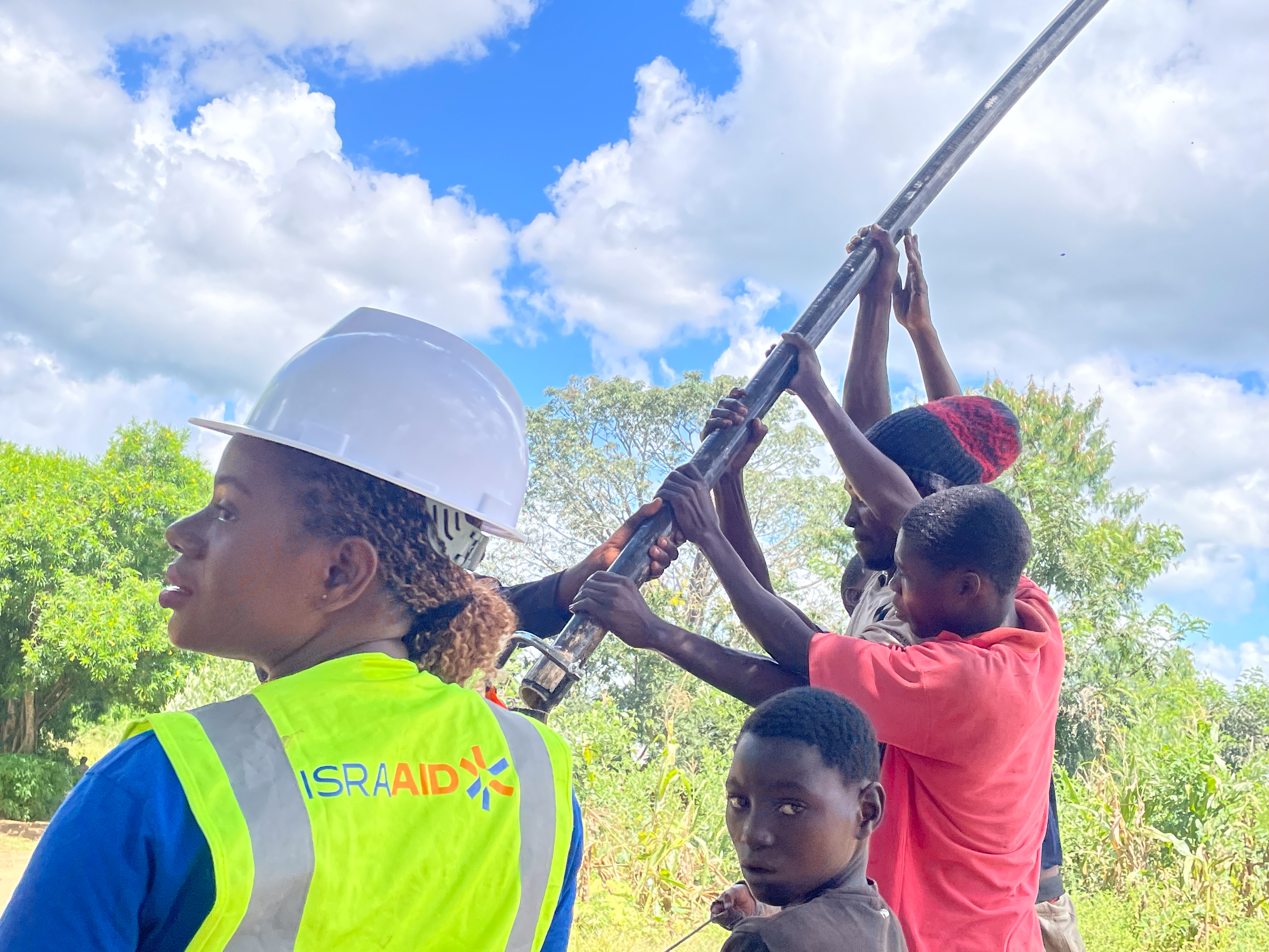 Women leading the way: Safe water in Malawi - IsraAID